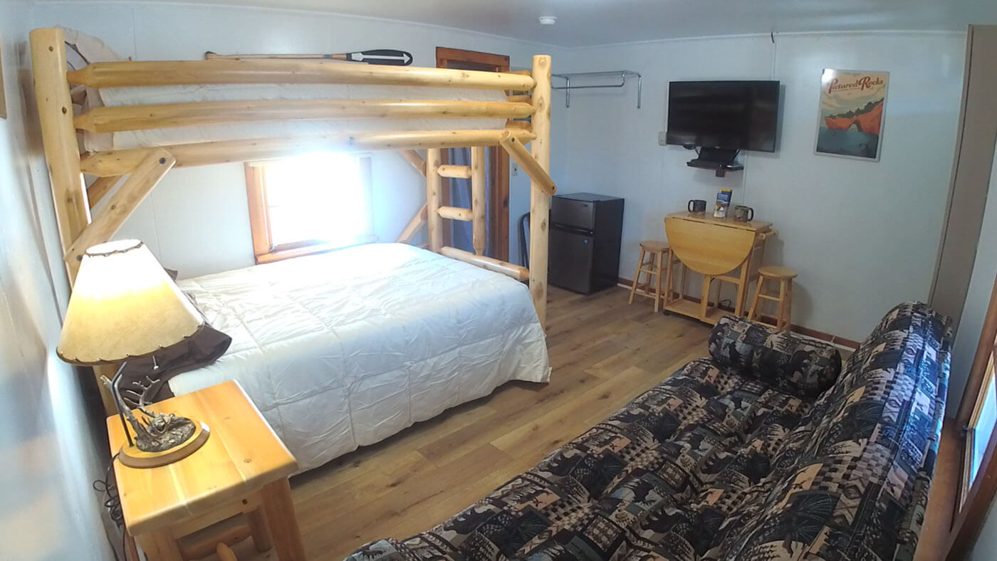 Standard Rooms - The Paddler's Inn